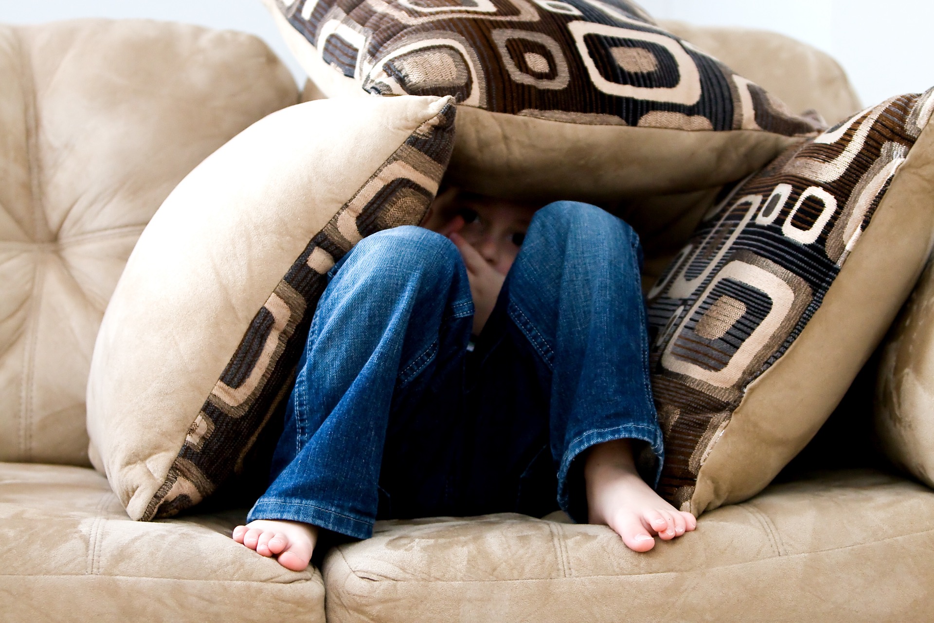 Understanding Secretive Eating in Kids and Teens - The Feed